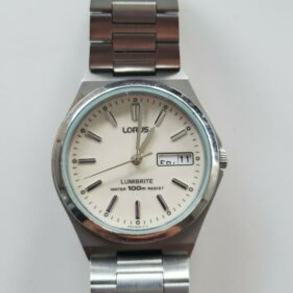 Lorus by seiko Men’s VX43-X012Lumibrite Watch. 100m water resist ...