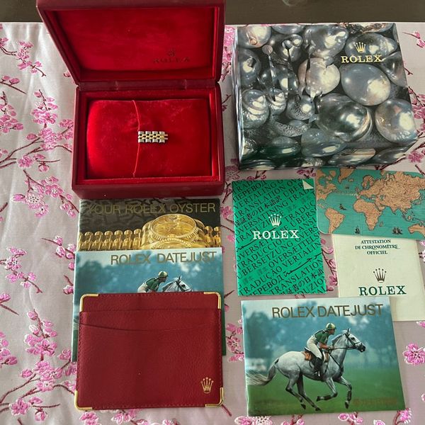 Rolex Box | WatchCharts Marketplace