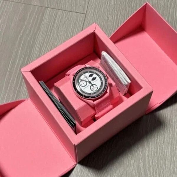 Swatch x Omega Mission to the Moonphase Full Moon Snoopy MoonSwatch ...