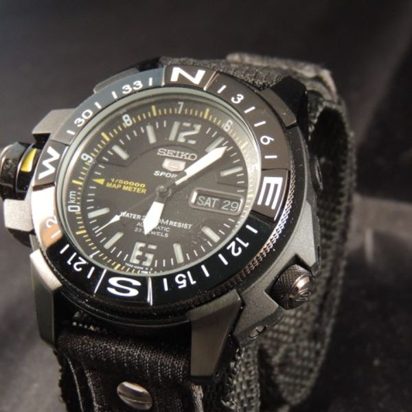 Seiko Map Meter SKZ 317 with Custom Velcro Canvas Nylon/WEB Bund $225. ...