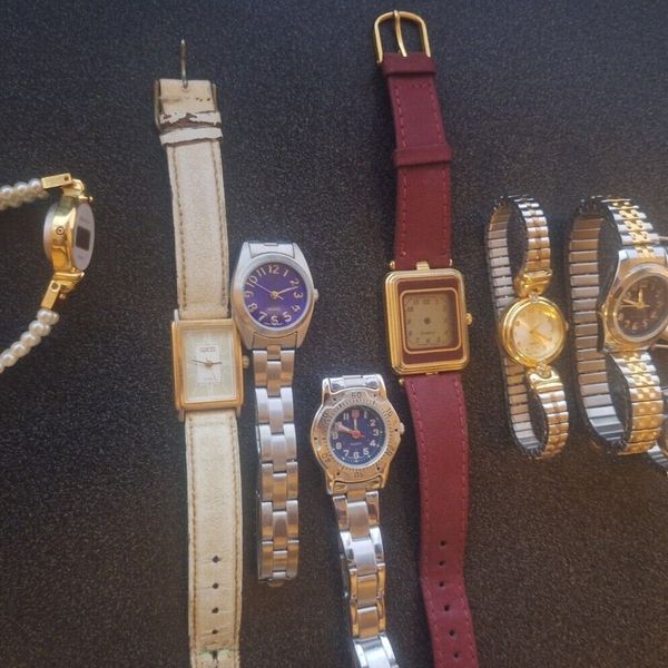 Lot of 11 Women's watches - Guess Advance Emson Shannons - finger watch ...