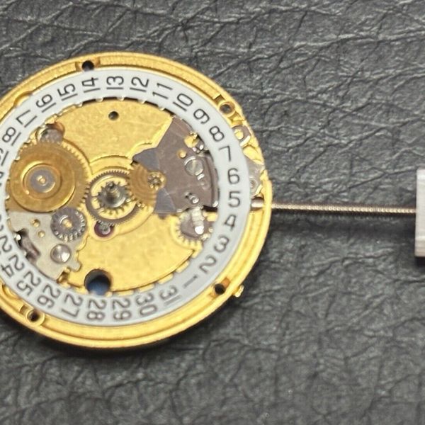 Tag Heuer ETA Quartz Movement - 956.112 +Hour Wheel | WatchCharts ...