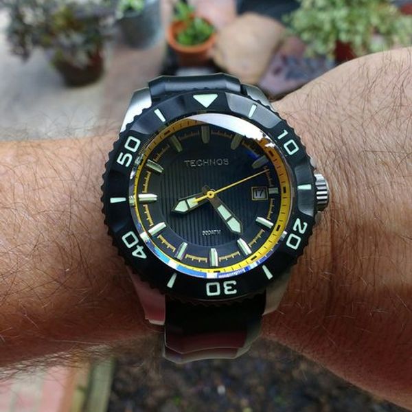 FS: Technos Acqua 8,000 Meter Titanium Diver | WatchCharts