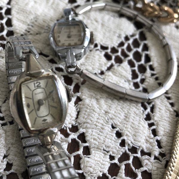 Lot 5 Ladies Windup Watches Longines, Bulova, Gruen, Wadsworth, Tugaris ...