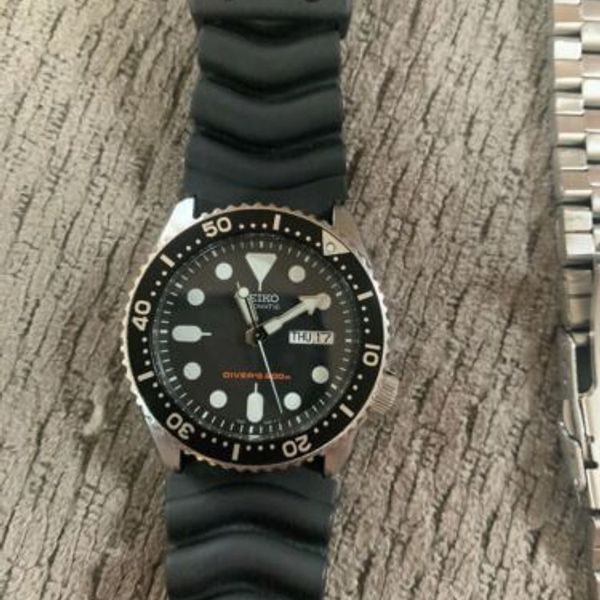 Seiko SKX007K Wrist Watch for Men | WatchCharts
