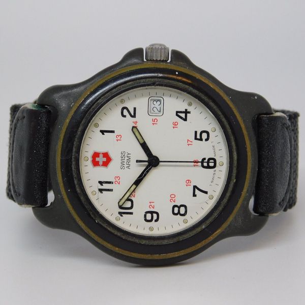 Victorinox SWISS ARMY Swiss Made Quartz Analog Men's Watch New Battery ...