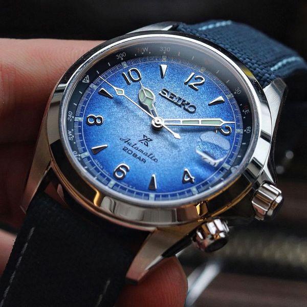 [WTS] Seiko Dragon Alpinist - LE of 500 - 730USD | WatchCharts Marketplace