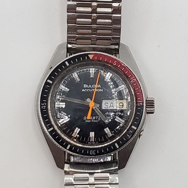 Bulova Accutron Dual Day 666ft Devil Diver Mens Wrist Watch Working ...
