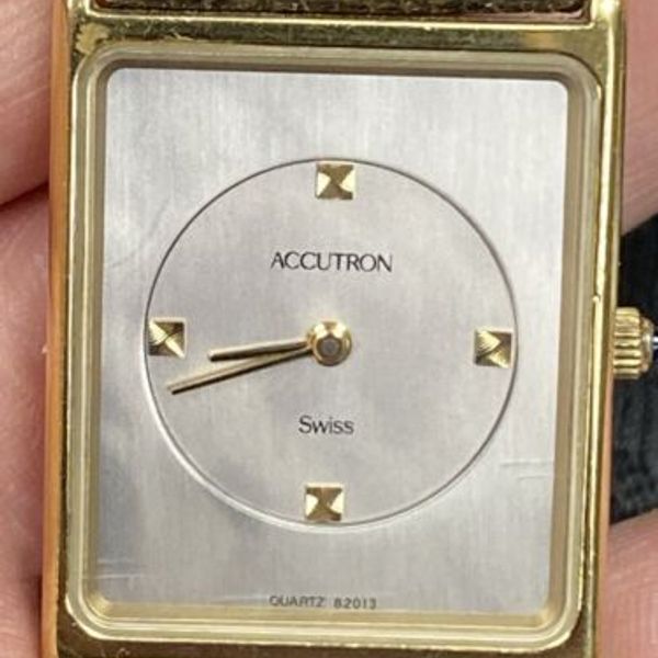 Accutron P2 Swiss Quartz Thin Body Watch Vintage 82013 Untested ...