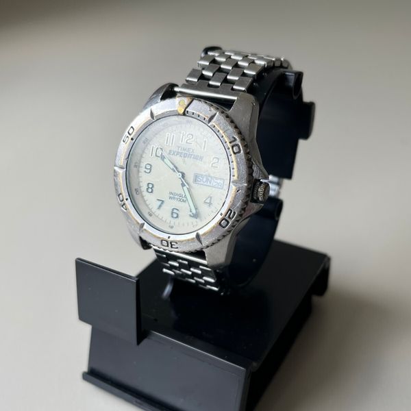 TIMEX Expedition Indiglo WR100m Mens Watch Date Day Steel Band New ...