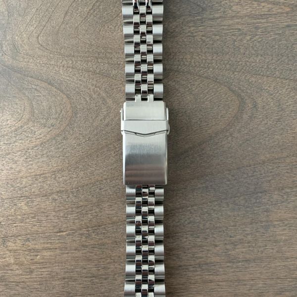 [WTS] 20mm Strapcode Angus Jubilee for Seiko Alpinist | WatchCharts ...