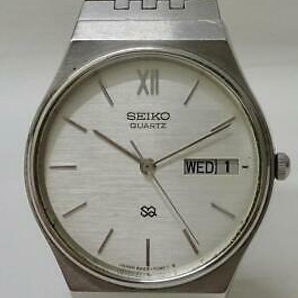 VINTAGE MENS SEIKO SQ 8223-7080 DAY DATE QUARTZ WRISTWATCH WORKING | WatchCharts