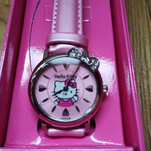 CITIZEN Hello kitty Kawaii Pink wristwatch Womenâ s Sanrio Genuine ...
