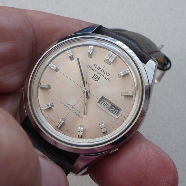 Seiko 5 6619-9010 Price as of July 2025 | WatchCharts