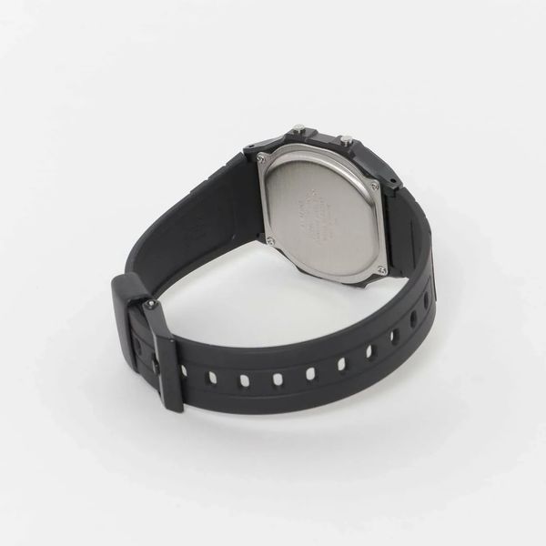 Casio F-105W-1AWJH Genuine Japan Model â Illuminator Digital Watch â UK ...