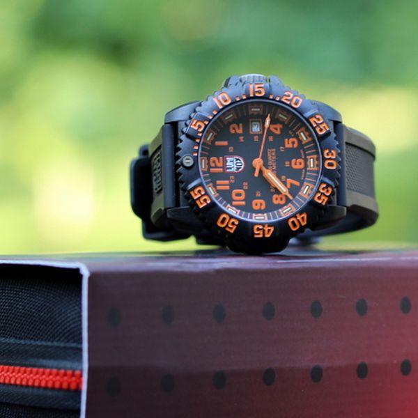 FS: Luminox A. 3509 Colormark | WatchCharts Marketplace