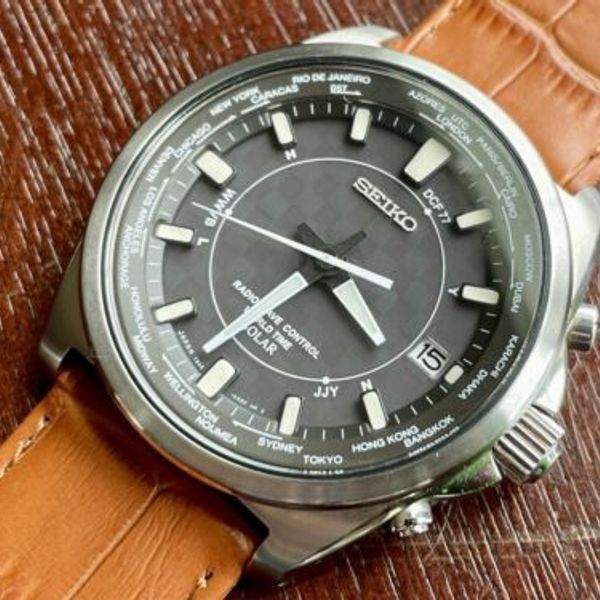 Seiko Titanium 7B25-0AB0 Solar World Time Radio Sync Men's Watch ...