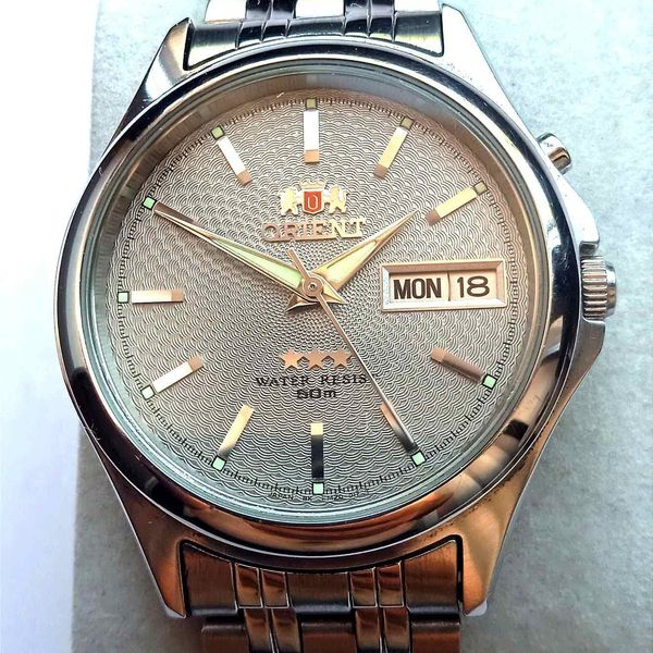 Orient FAB00006C9 Three Stars Automatic | WatchCharts Marketplace