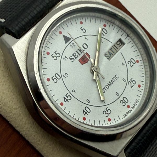 Seiko 5 Automatic 7S26-0100 37mm Case White Dial Day/Date Japan Made â ...