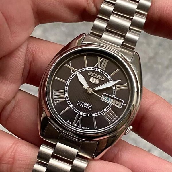 Seiko 5 Automatic Black Roman Dial Vintage Men's Wrist Watch ...