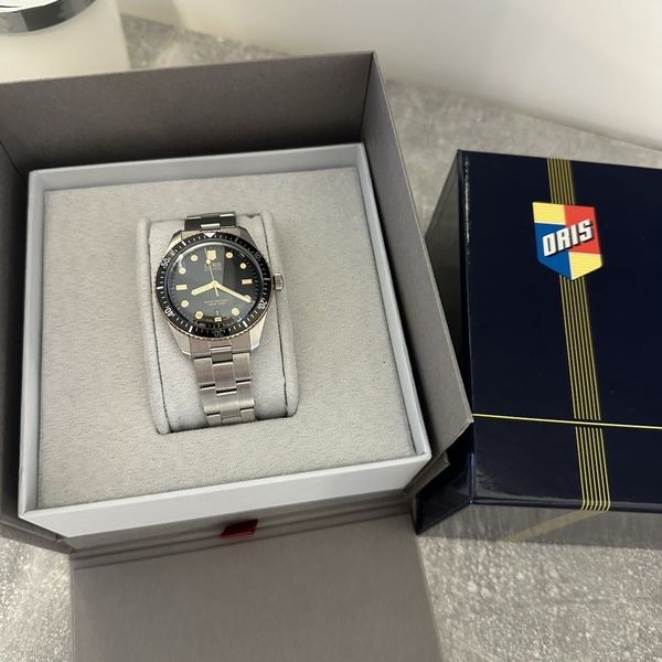 Oris Diver 65 Bronze Bezel Black Dial 40mm Watch | WatchCharts Marketplace