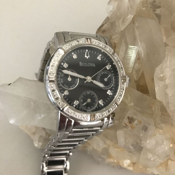 Ladies Bulova Tuning Fork Diamond Accent Watch With New Battery ...