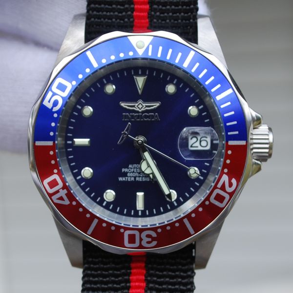 Like New Invicta "Pepsi" Pro Diver Watch w/NH35A SII automatic movement ...