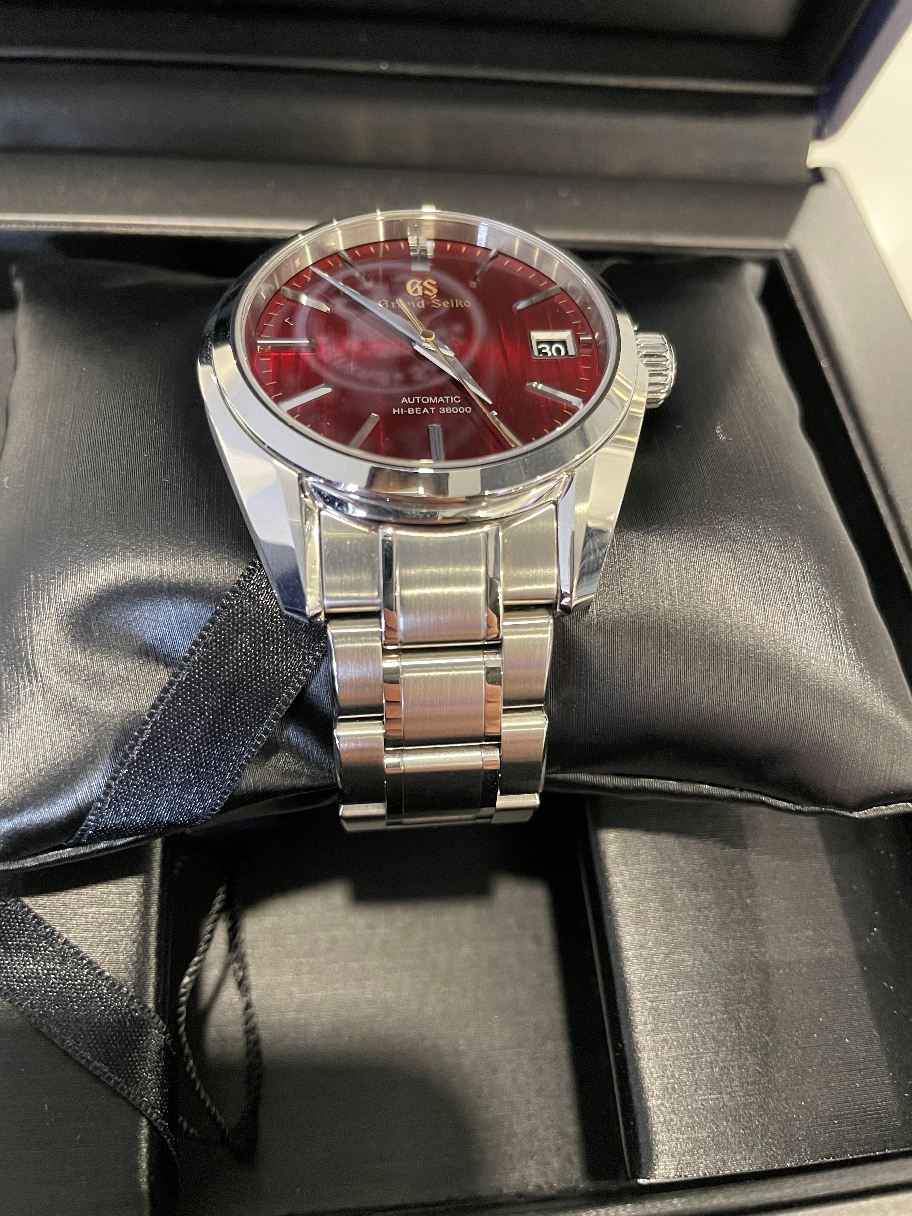 Grand Seiko SBGH269 Hi-Beat "Autumn Red" or "Momiji" | WatchCharts ...