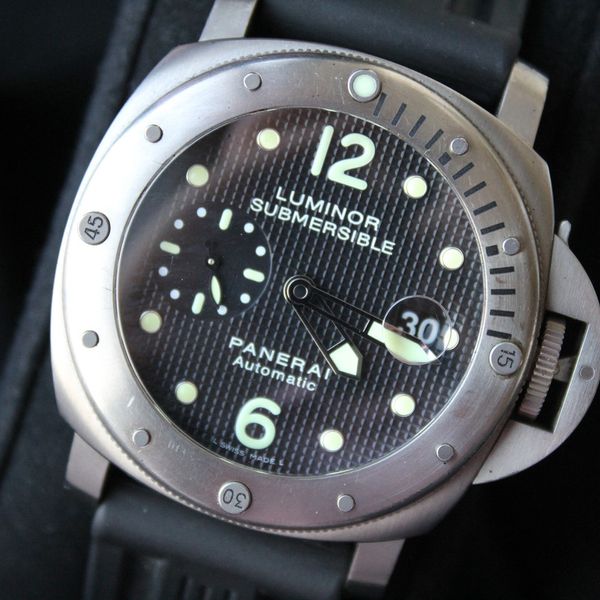 FS: Panerai Luminor Submersible PAM 25 BOX + PAPERS TITANIUM Hobnail ...