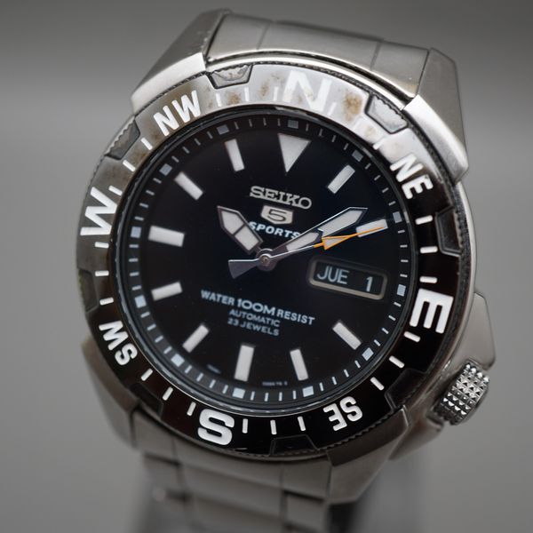 [WTS] Seiko 5 Sports SNZE81 7S26 Black Dial 100M Compass Automatic ...