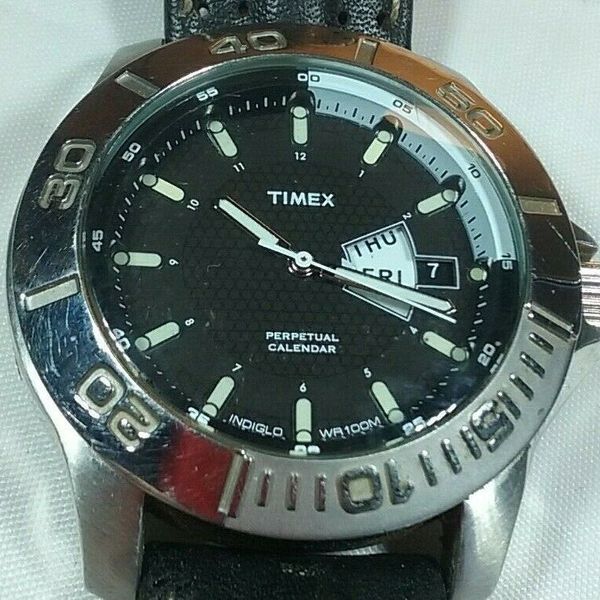 Men's Watch Timex Expedition Model T2J081 Perpetual Calendar Model ...
