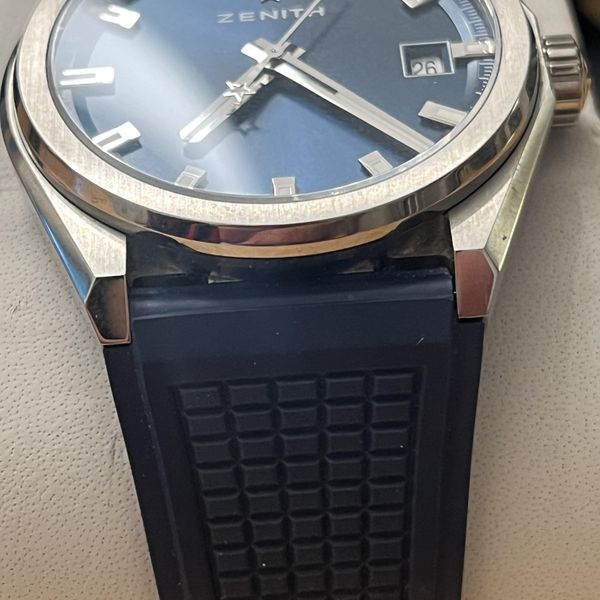 [WTS] Zenith Defy Classic 41MM w/ oem titanium bracelet and rubber ...