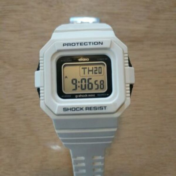 Casio G-SHOCK MINI Quartz Digital Watch GMN-550 White Vintage ...