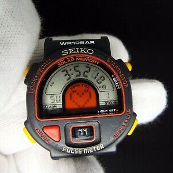 SEIKO VINTAGE DIGITAL WATCH 80s PULSE METER S240-4000 HEART DIGITAL ...