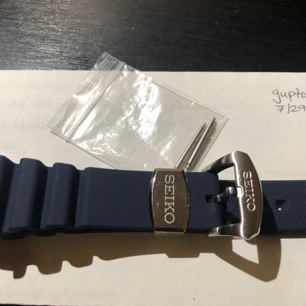 [WTS] SEIKO OEM 22MM BLUE RUBBER DIVE STRAP | WatchCharts