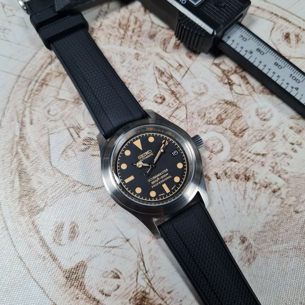 Automatic Mens Field Watch using Seiko NH35 automatic movement Self ...