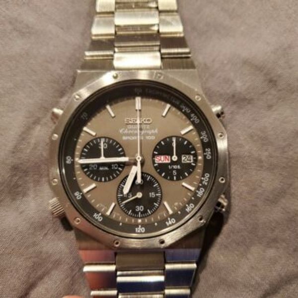 Rare Vintage Seiko 7A38-7020 / 7A38-7029 Grey Gray Royal Oak Chrono Works Box | WatchCharts