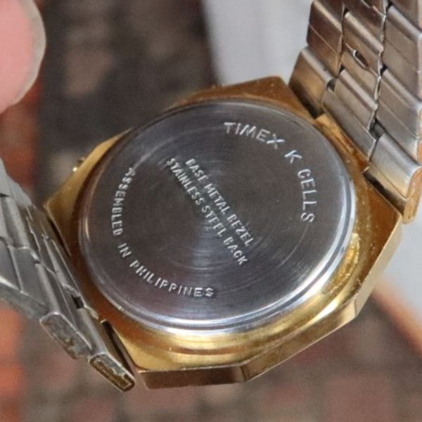 RARE Vintage Timex Men's Watch Wristwatch Gold Tone Plated Digital ...