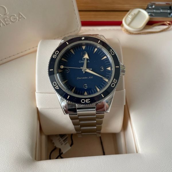 [$5,000 USD] Omega Seamaster Heritage 300 Master Chronometer Blue Dial ...