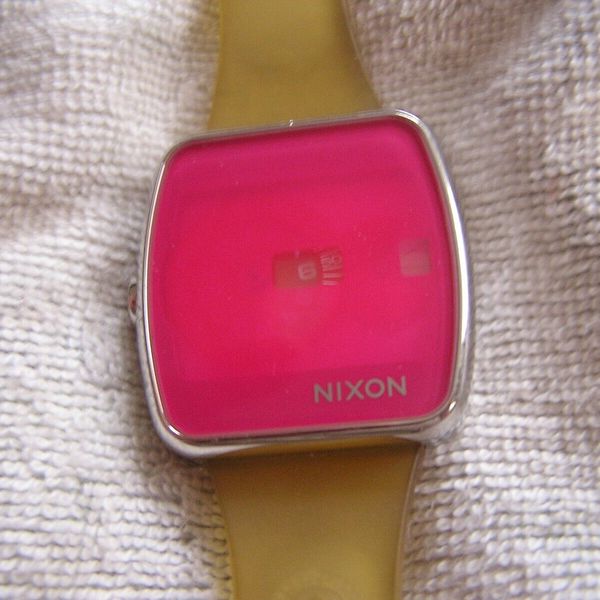 Nixon Watch Eye of the Storm Iris 8H | WatchCharts Marketplace