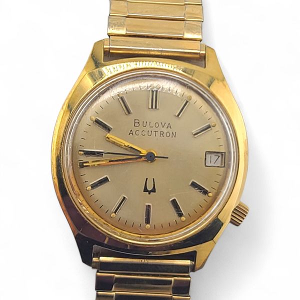 1976 N6 Bulova Accutron Mens Wrist Watch Date Running Gold Tone New ...