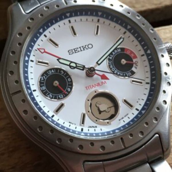 seiko titanium Ultrasonic Alarm 8v36 - 0010 | WatchCharts