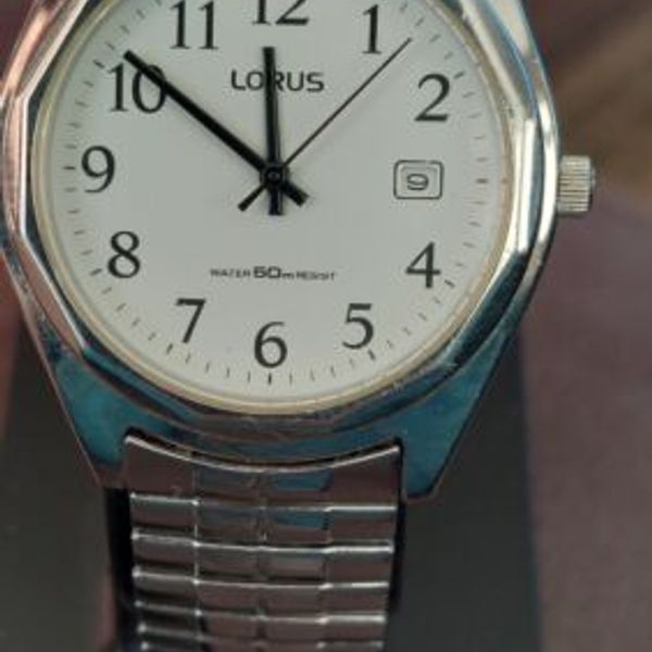 Mens Lorus by Seiko Quartz Watch with date - VX32-X207. Expandable ...