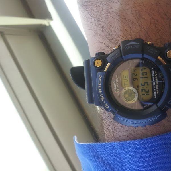 G-shock Frogman gw-225e gw-225a Glorious Gold Frogman + Dawn Black ...