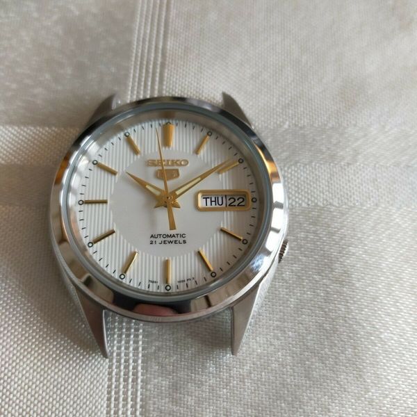 Seiko 5 SNKL17K1; Regulated and pressure tested | WatchCharts