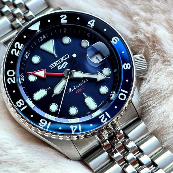 Seiko 5 Sports SSK003K1 Automatic GMT Men's Wristwatch | WatchCharts ...
