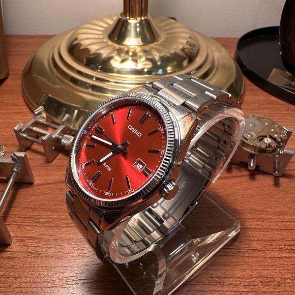 Casio stainless steel Watch Presidential Style With Red dial ...