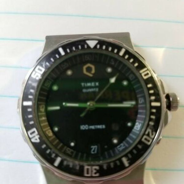 Vintage Timex Quartz Divers Watch Rotating Bezel 100 Meters Stainless ...