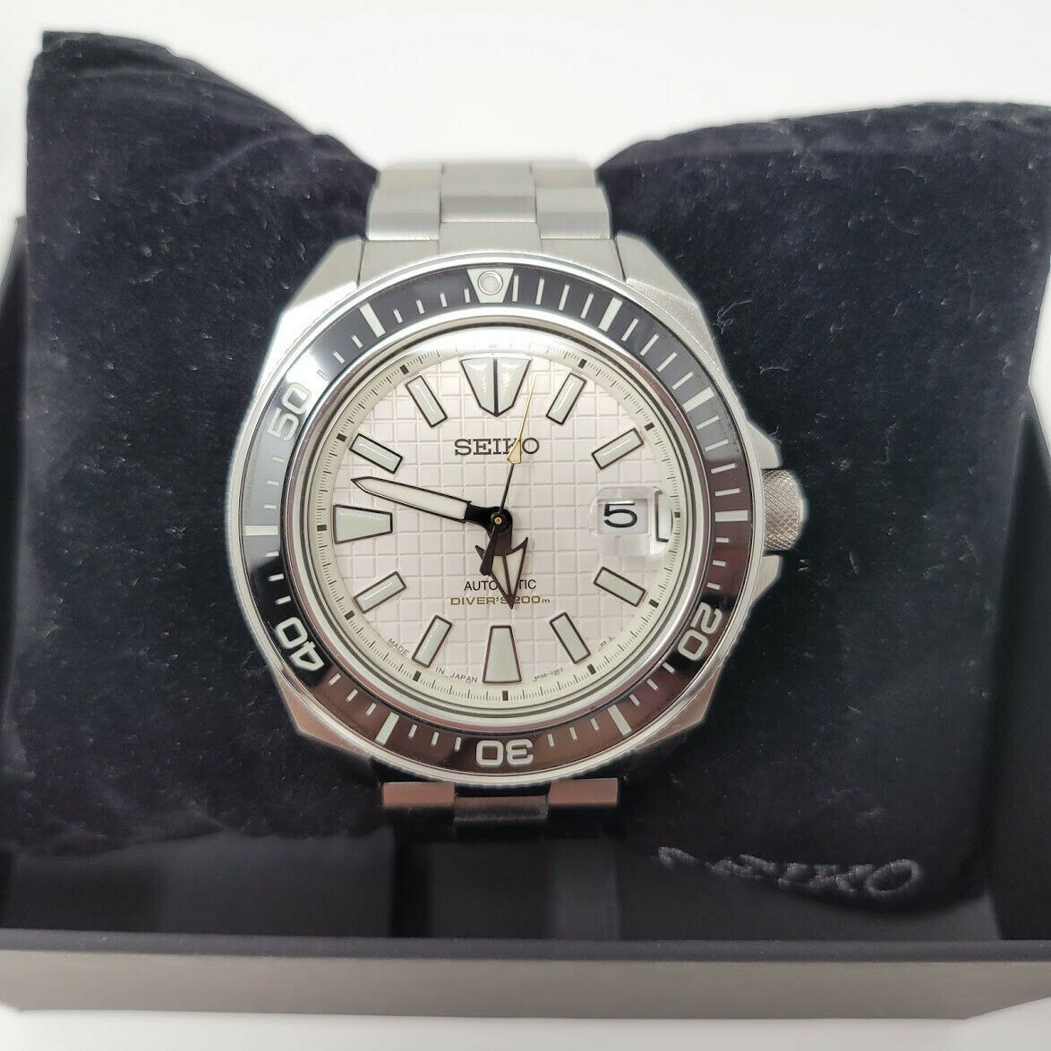 Seiko King Samurai SRPE37 w/ Bracelet and Rubber Strap | WatchCharts