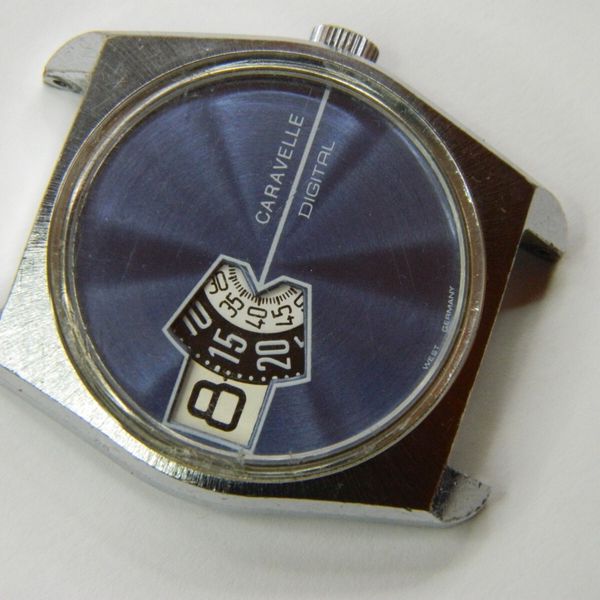 NICE VINTAGE 1973 BULOVA CARAVELLE 11OWU JUMP HOUR 17J MENS WATCH ...